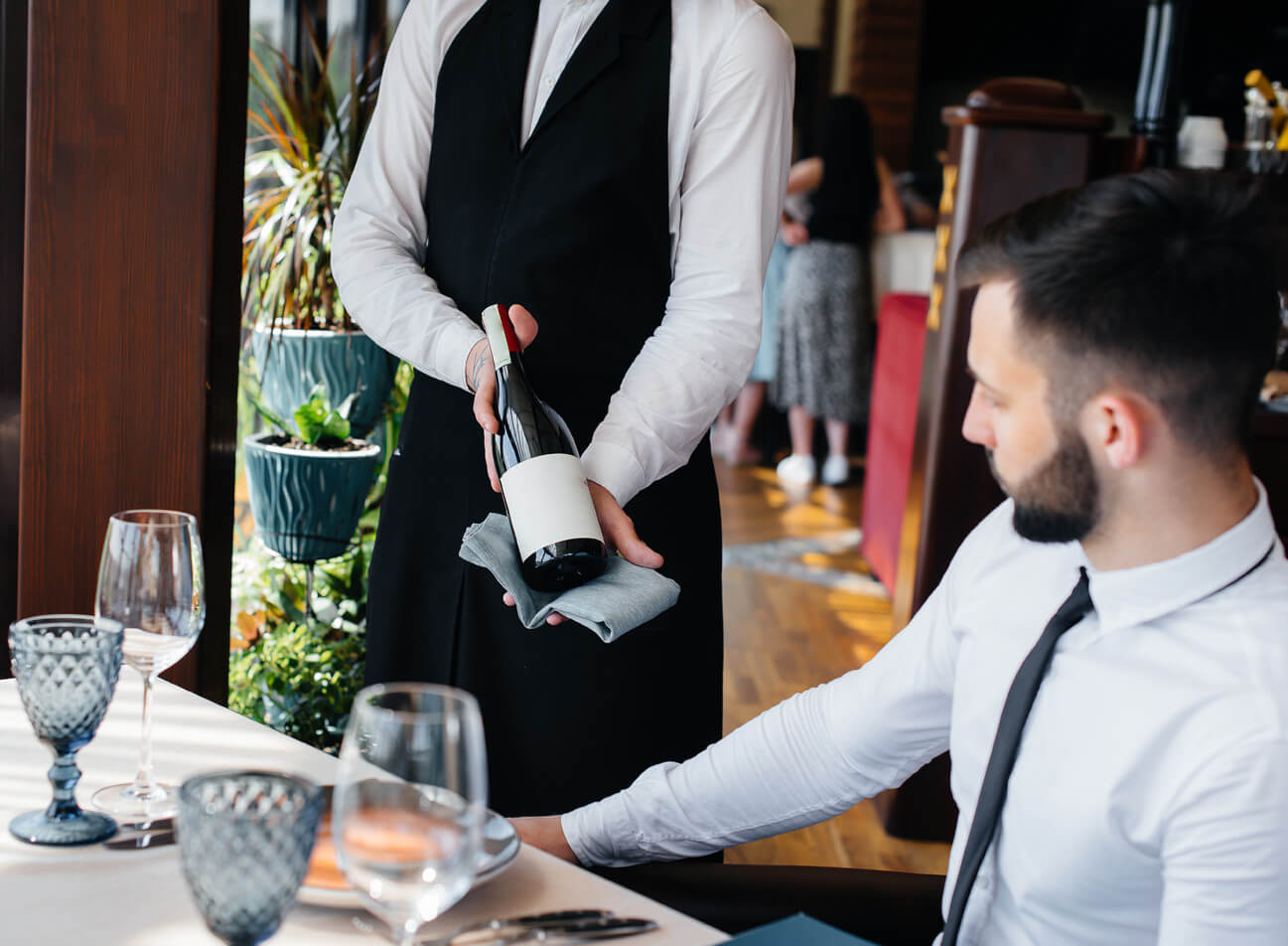 Basic Wine Service | WSPC